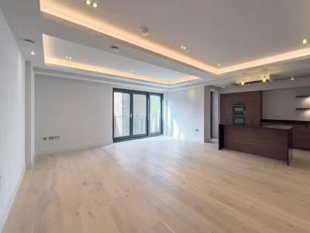 Nice 2 BA 2 bedroom flat for rent in Belford Road, West End, E.