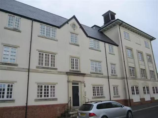 Just in! 2 BA 2 bedroom flat for rent in Sherring Road, Shepto.