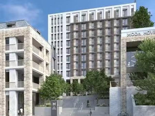 New 2 BA 2+ bedroom flat/apartment to rent in Boulevard Place.