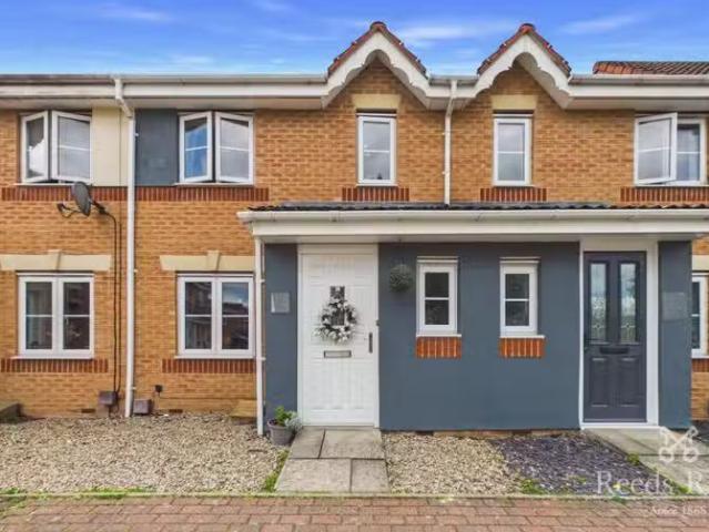 Unique 2 BA 3 bedroom end of terrace house for rent in Manor P.