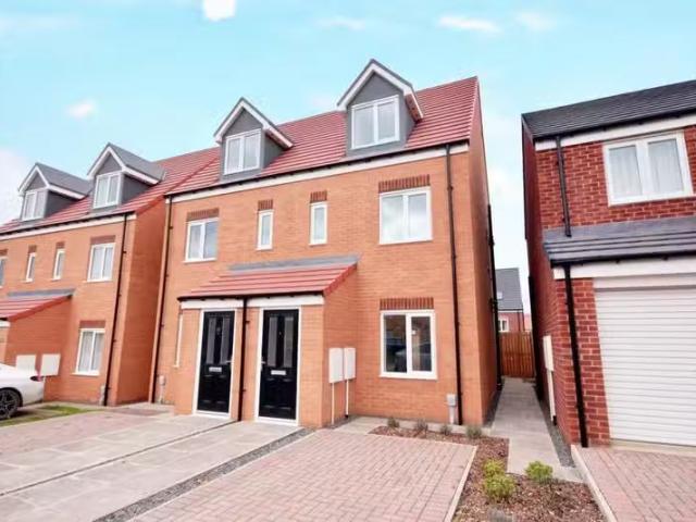 Cheap 2 BA 3 bedroom house for rent in Leamside Way, Bowburn.