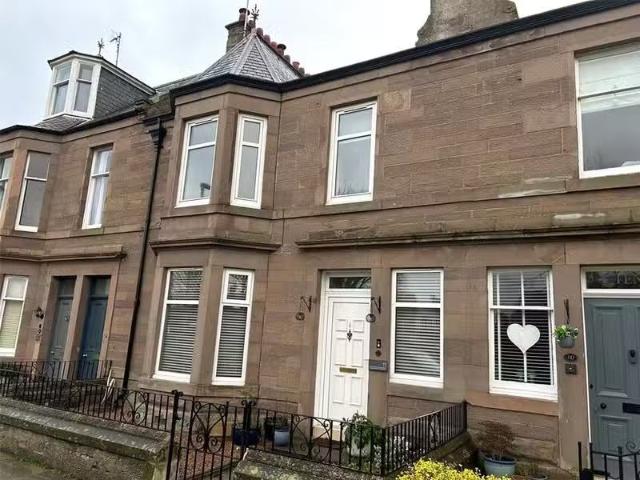 For Rent! 2 BA 3 bedroom Mid Terrace House to rent, Wellington.