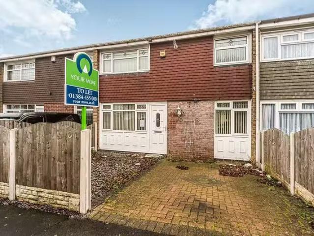Unique 2 BA 3 bedroom Mid Terrace House to rent, Eastfield Roa.