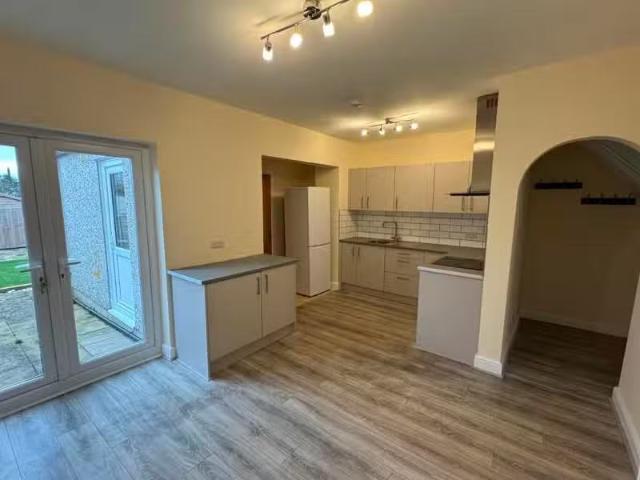 New 2 BA 3 bedroom terraced house for rent in Greenbank Road.