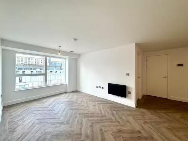 Deal! 2 bedroom apartment for rent in Upper Gough Street, Birm.