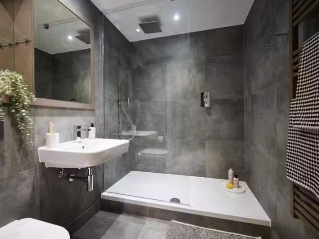 New 2 bedroom apartment for rent in Boulevard Place, Hove, Eas.