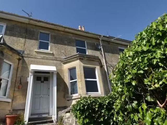 Rental! 2 bedroom apartment for rent in Chilton Road, BATH, BA1