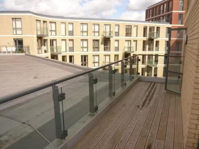 Cheap 2 bedroom apartment for rent in I Land, 41 Esinteraction.