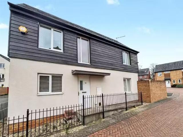 Nice 2 bedroom Detached House to rent, Parkside View, Seacroft.