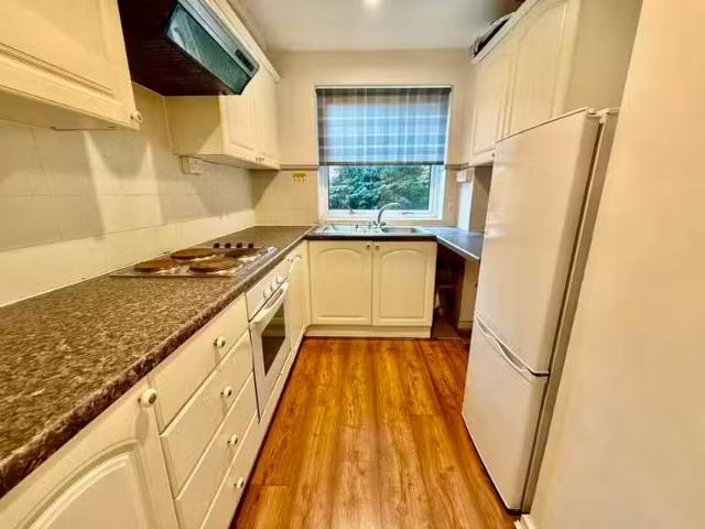 For Rent! 2 bedroom flat for rent in Boldmere Gardens Boldmere.
