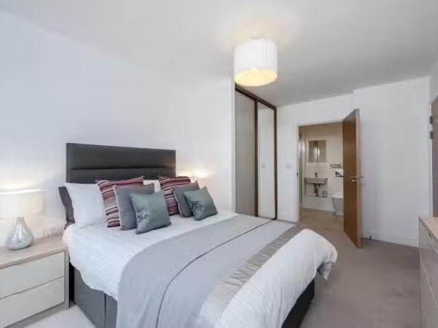 Unique 2 bedroom flat for rent in Frederick House, Bath Rivers.
