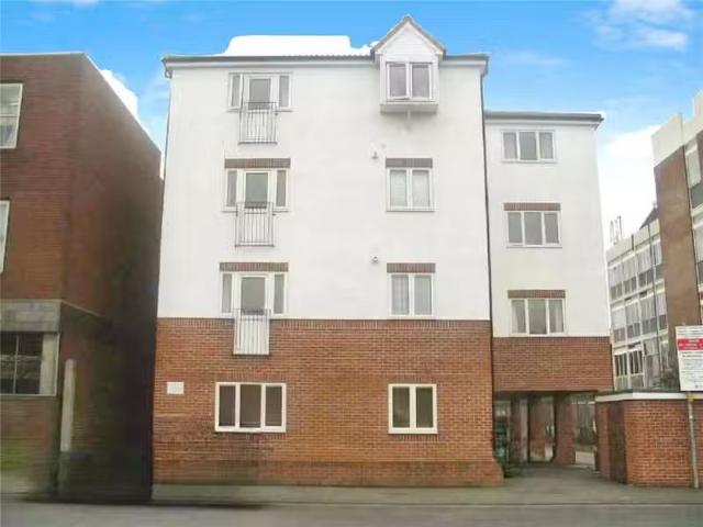 New 2 bedroom Flat to rent, Vectis Way, Cosham, PO6 £1,175 pcm