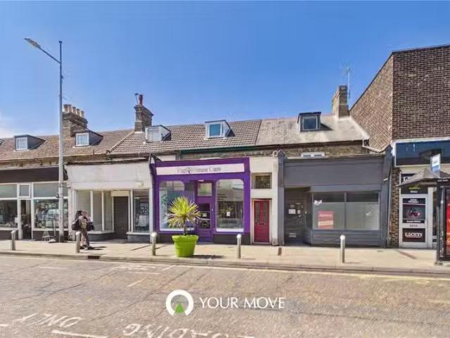 New 2 bedroom Property to rent, London Road South, Lowestoft.