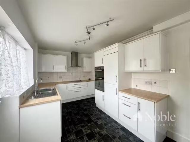New 2 bedroom semi detached house for rent in The Broadwalk So.