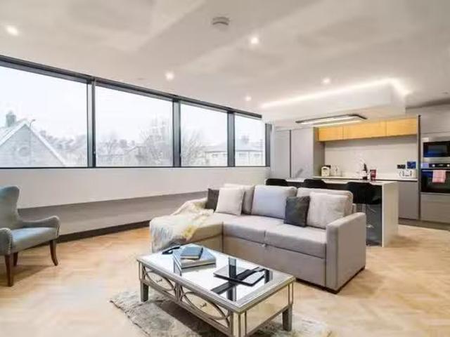 For Rent! 2 BR Windsor Road