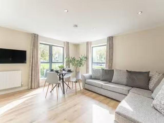 Cozy 2 BR Chellaston Road