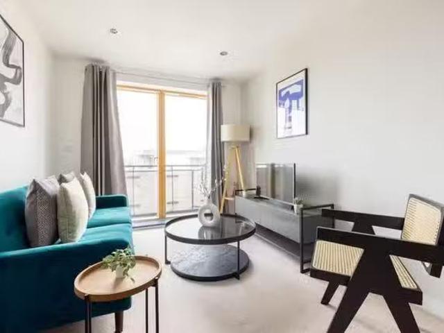 For Rent! 2 BR Durnsford Road