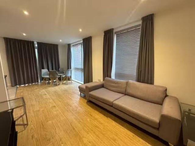Cozy 2 BR New Walk Place, LEICESTER