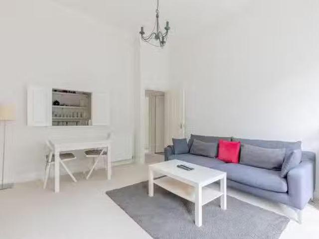 Unique 2 BR Philbeach Gardens