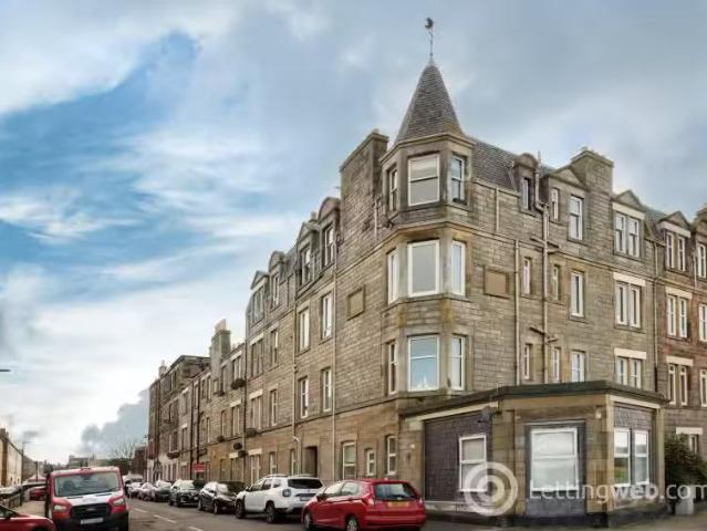 Nice 2 BR Property to rent in Beach Lane, Musselburgh, East Lo.