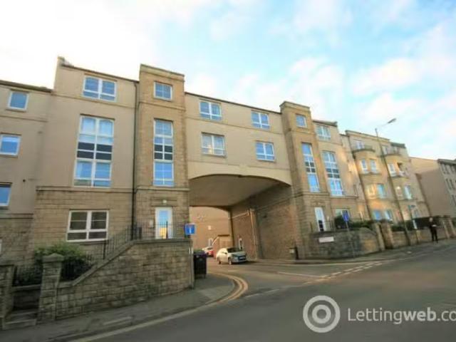 Charming 2 BR Property to rent in Bonnington Road, Bonnington.