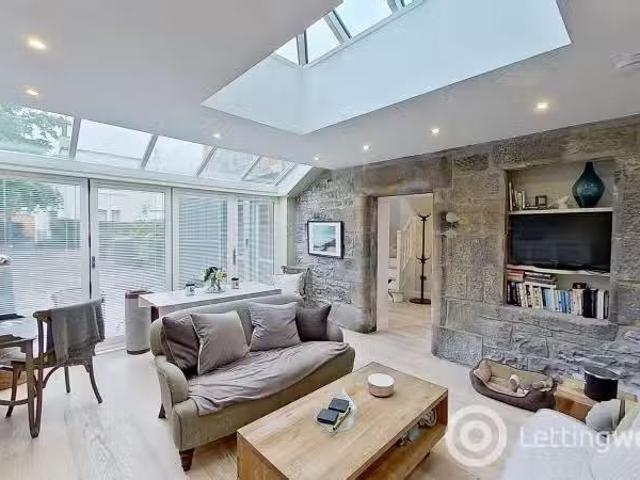 Deal! 2 BR Property to rent in Ferry Road, Edinburgh, EH5