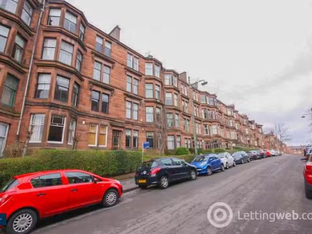 Unique 2 BR Property to rent in Flat 3/2, 54 Polwarth Street.