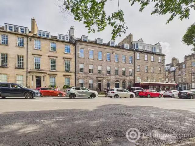 Cheap 2 BR Property to rent in Queen Street, New Town, Edinbur.