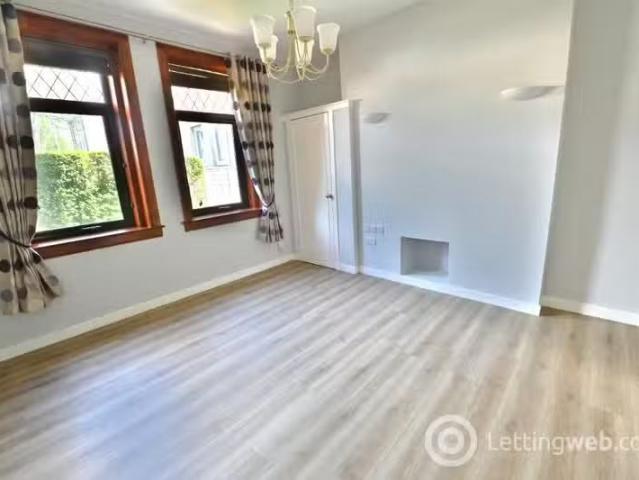 Charming 2 BR Property to rent in Redbraes Place, Bonnington.