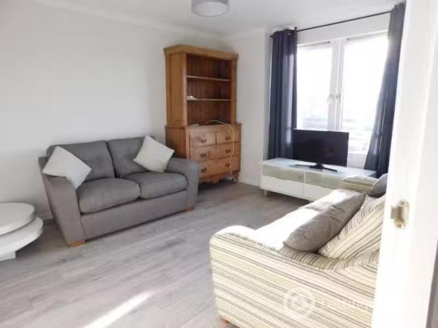 Nice 2 BR Property to rent in Sunnybank Road, Kittybrewster, A.