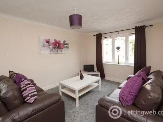 Cheap 2 BR Property to rent in The Gallolee, Colinton, Edinbur.