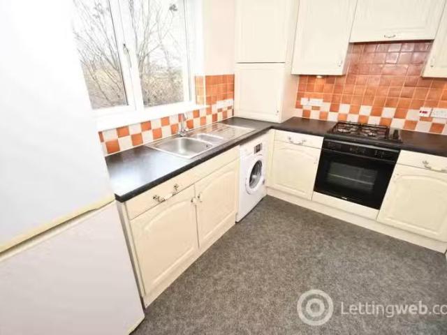 Just in! 2 BR Property to rent in Wester Inshes Court, Inshes.