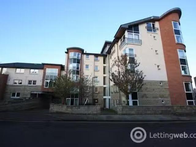 Deal! 2 BR Property to rent in 1/14 Spring Gardens, Edinburgh.