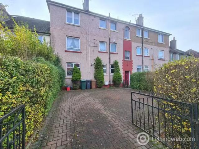 Charming 2 BR Property to rent in 51/1 Sighthill Drive