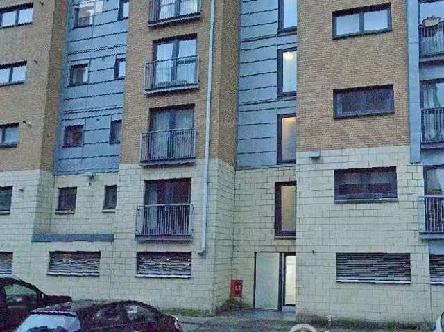 Just in! 2 BR Property to rent in 80 Barrland St, G41 1AG