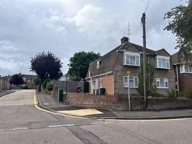 Just in! 2 BR Rainham