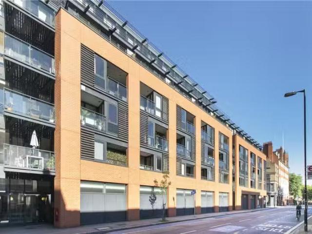 Unique 2 BR Southwark Bridge Road, London, SE1 0BQ