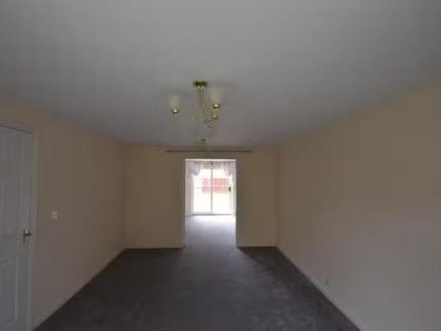 Cheap 4 bedroom detached house for rent in Millfield, Neston.