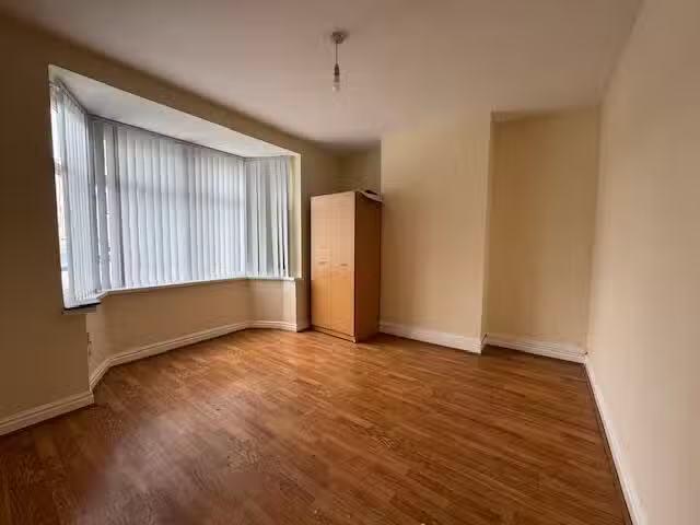 Just in! 4 bedroom house for rent in Aubrey Road, Quinton, BIR.