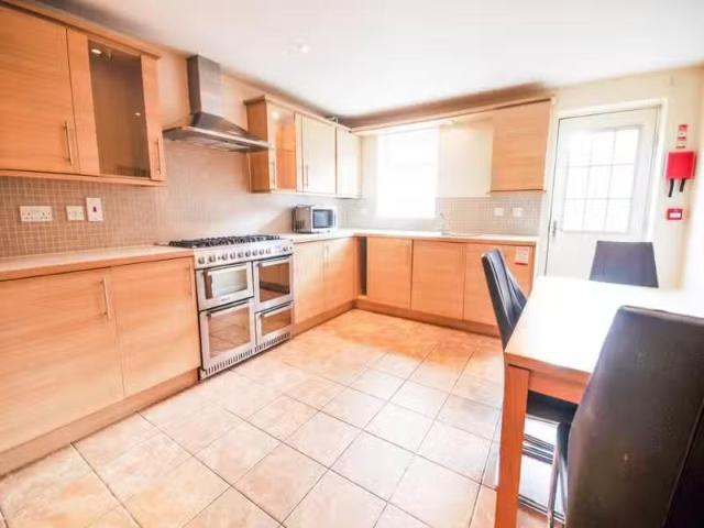 New 4 bedroom house for rent in The Runway, Hatfield, Hertford.