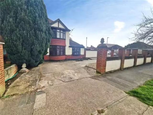Rental! 4 bedroom Semi Detached House to rent, City Way, Roche.