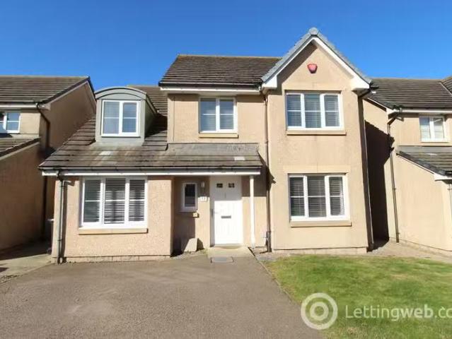 Just in! 4 BR Property to rent in Checkbar Gardens, Nigg, Aber.