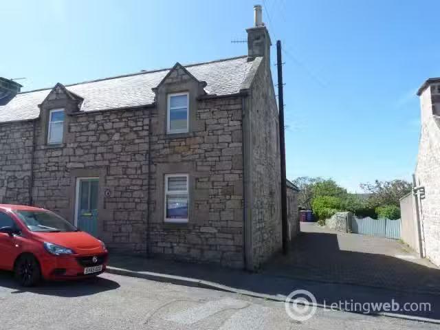 Unique 4 BR Property to rent in Kinnedar Street, Lossiemouth