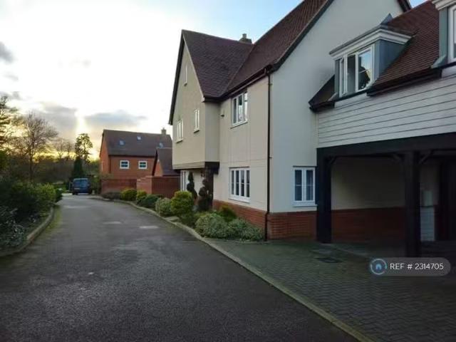 Cozy 5 bedroom detached house for rent in Arbour Mews, Harlow.