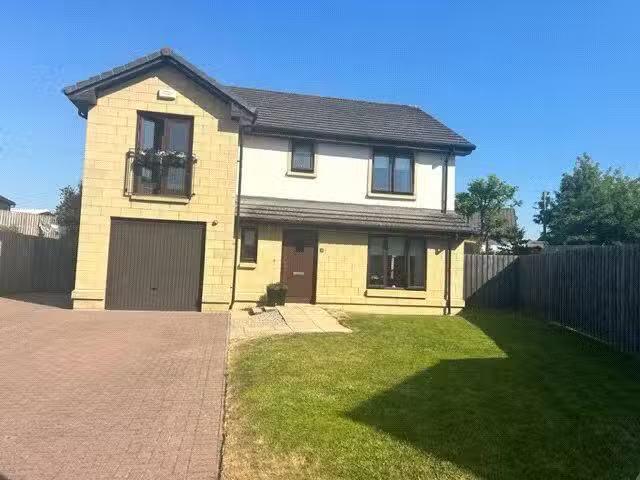 Deal! 5 bedroom Detached House to rent, Bruce Gardens, Cleghor.