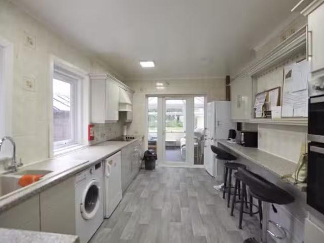 Rental! 5 bedroom house for rent in Osborne Road,,, BH9