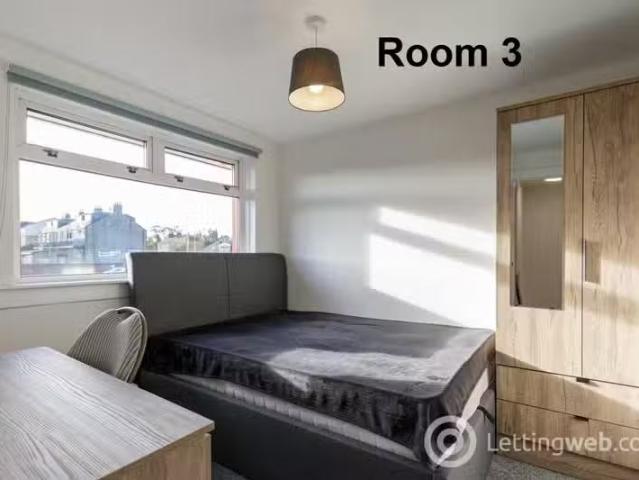New 5 BR Property to rent in Cleekim Drive, Edinburgh, EH15