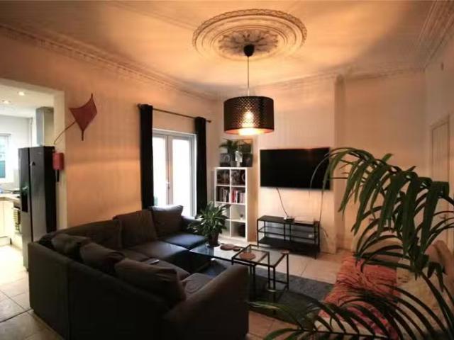 Charming 6 bedroom house for rent in Fishponds Road, Eastville.