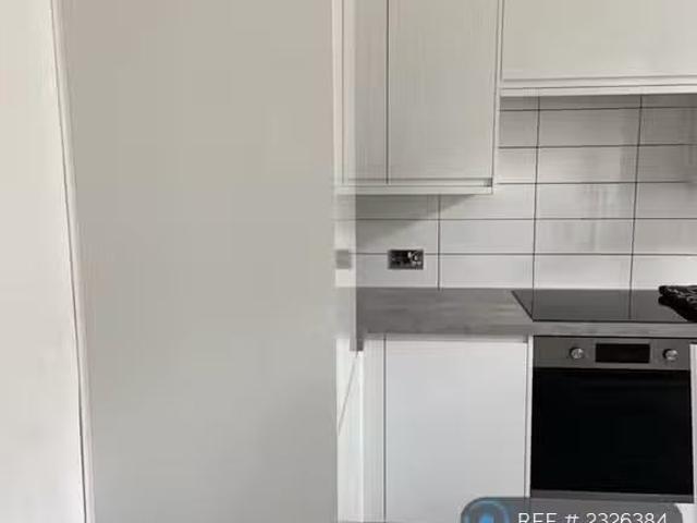 For Rent! 8 bedroom flat for rent in Clifton, Bristol, BS8