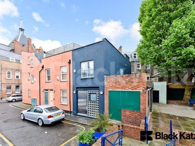 Unique and Contemporary House in the Heart of London Bridge
